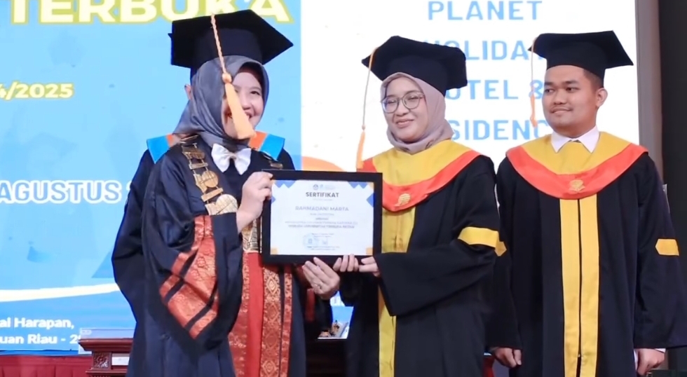 UT Batam Lahirkan 700 Lulusan, Perkuat Daya Saing Pendidikan Tinggi di ...